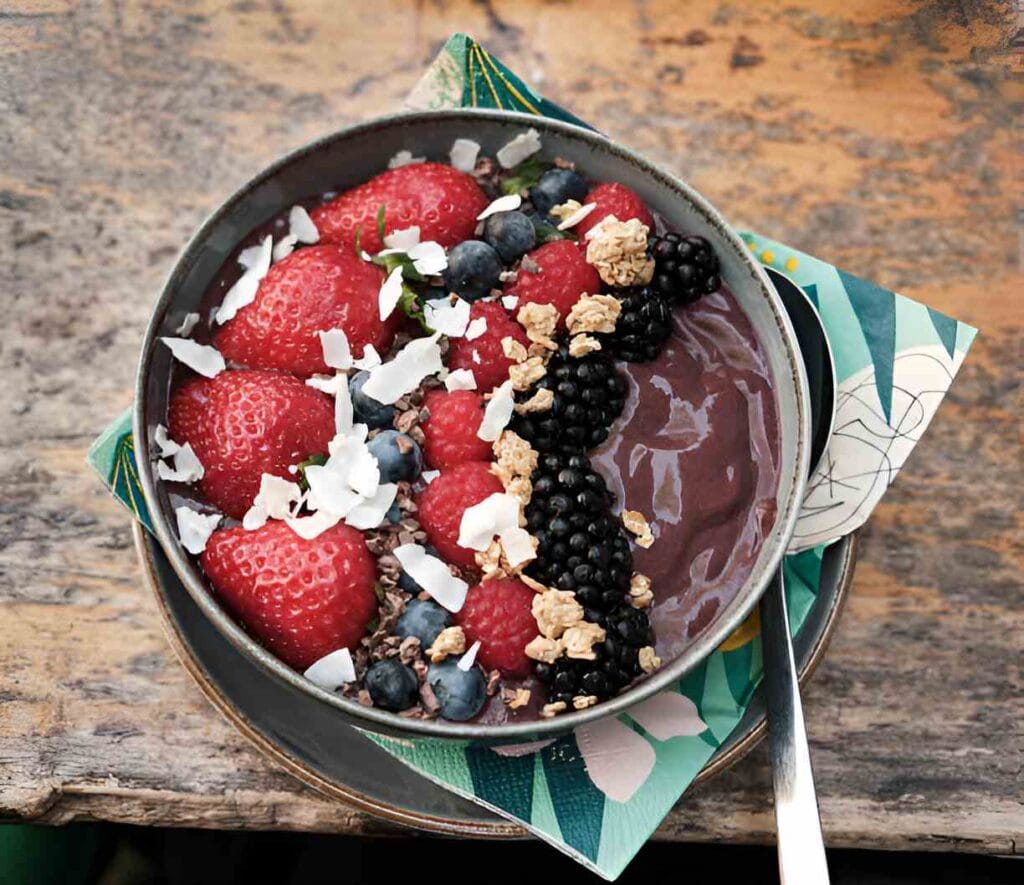 Acai Bowl: Guide To A Quick And Healthy Breakfast Treat - Recipes Food